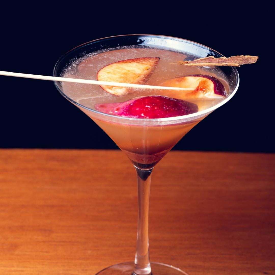Red Apple Martini Best Cocktails🍸 Kelly Sparks (@queenbeemixology)